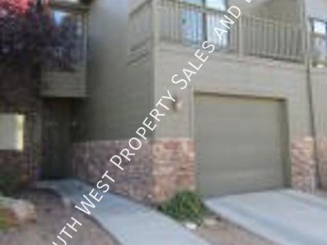 3 Br, 3 bath, Single Family 1137 Hughes St