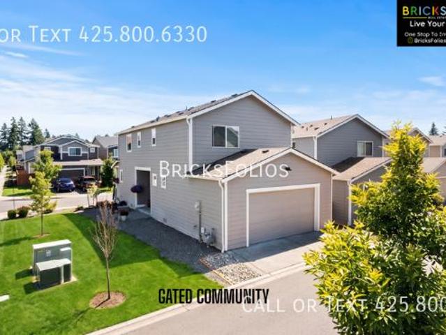 3 Br, 3 bath, Single Family 11557 174th St E