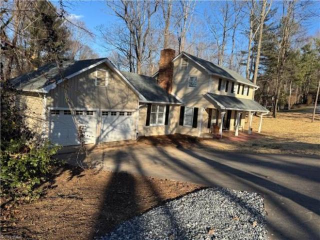 3 Br, 3 bath, Single Family 116 N Quail Cir