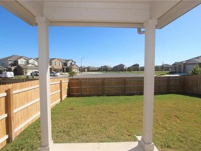 3 Br, 3 bath, Single Family 1205 Fairhaven Gtwy