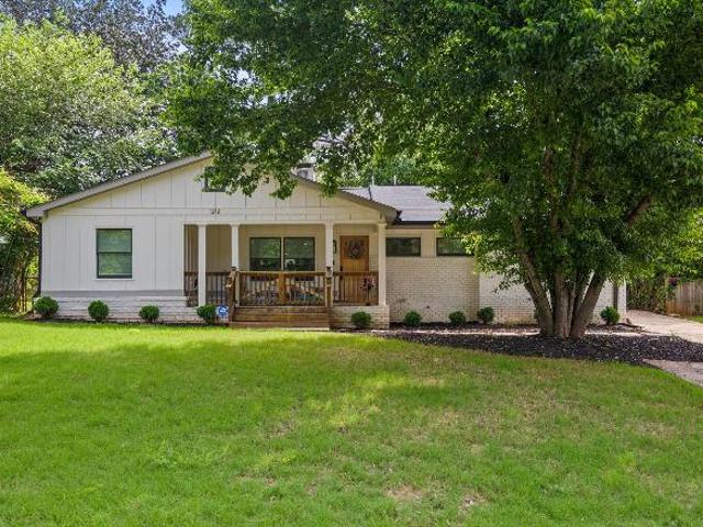 3 Br, 3 bath, Single Family 1212 Richard Rd
