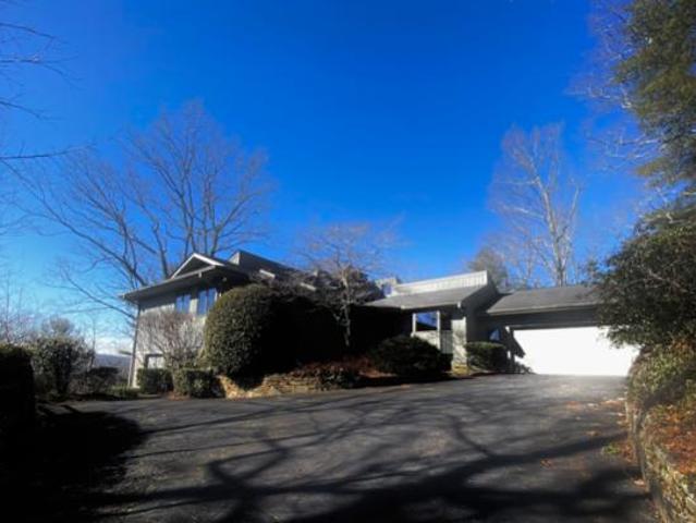 3 Br, 3 bath, Single Family 121 Cub Run