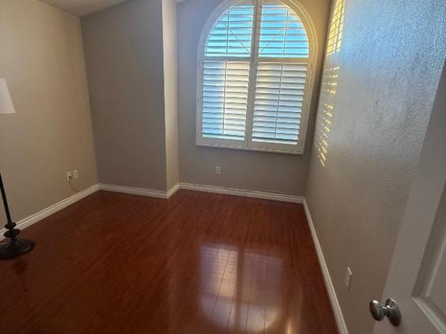 3 Br, 3 bath, Single Family 1234 Sugar Gum Rd