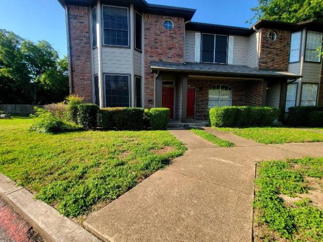 3 Br, 3 bath, Single Family 12401 Los Indios Trail