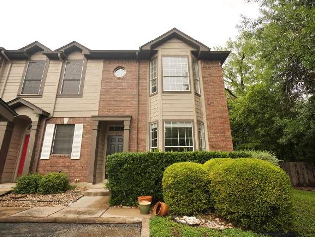 3 Br, 3 bath, Single Family 12401 Los Indios Trail