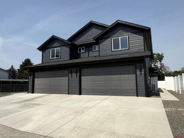 3 Br, 3 bath, Single Family 13303 E Alki Ave