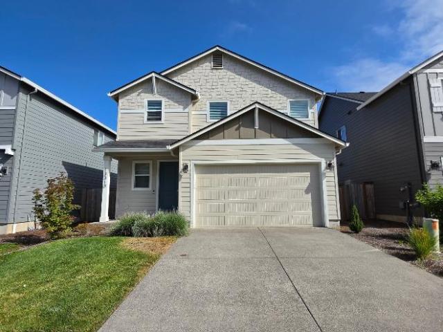 3 Br, 3 bath, Single Family 13310 NE 83rd Way
