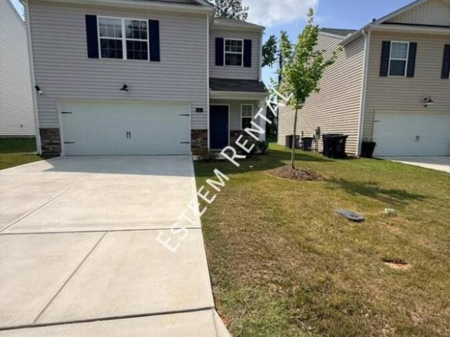 3 Br, 3 bath, Single Family 135 Palm Dr