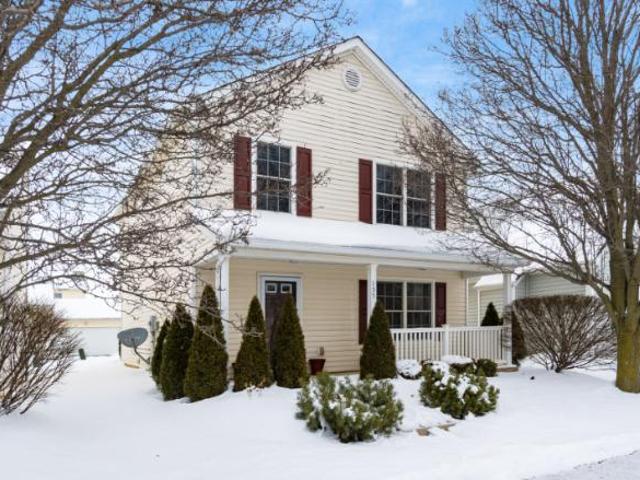 3 Br, 3 bath, Single Family 135 Saratoga St