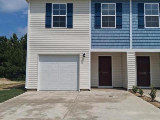 3 Br, 3 bath, Single Family 2460 A Brookville Dr