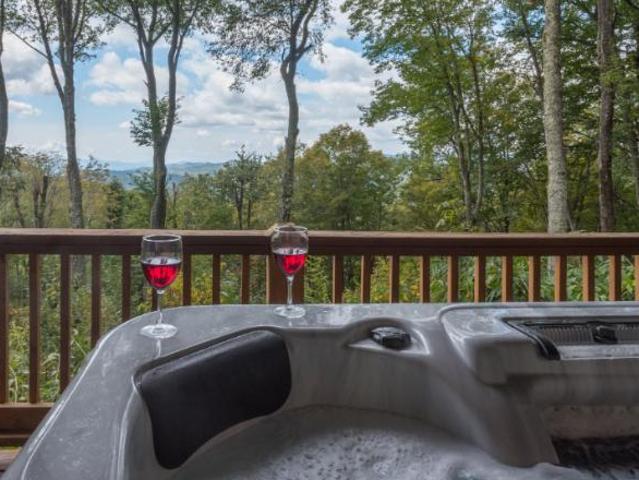 3 Br, 3 bath, Single Family 2535 El Miner Dr