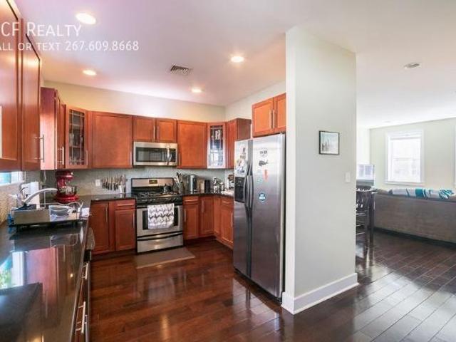 3 Br, 3 bath, Single Family 2609 Webster Street