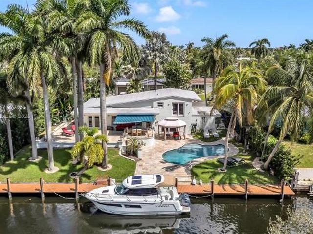 3 Br, 3 bath, Single Family 2613 Tortugas Ln