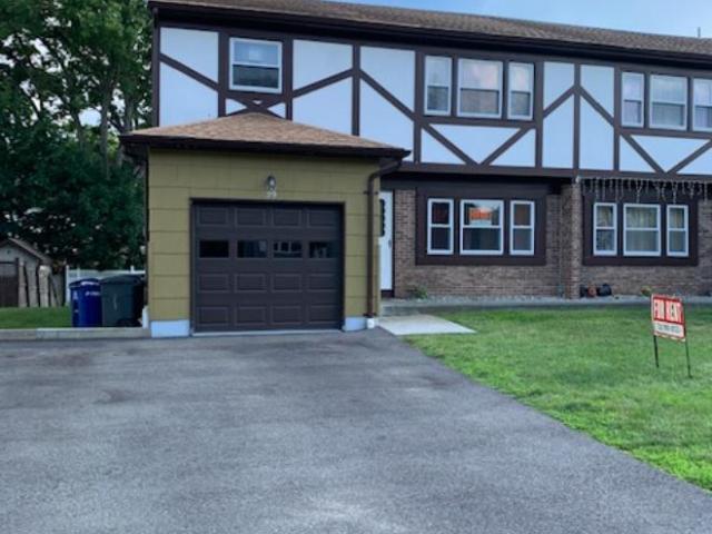 3 Br, 3 bath, Single Family 29 Oxford Road