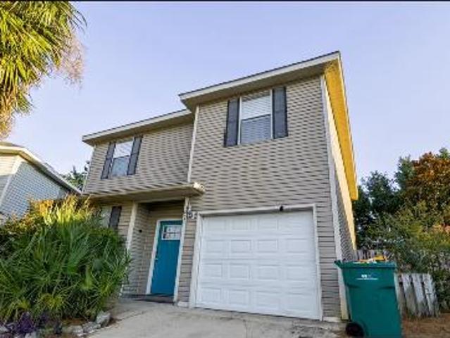 3 Br, 3 bath, Single Family 207 Wildcat Court