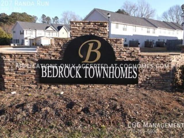 3 Br, 3 bath, Single Family 207 Randa Run
