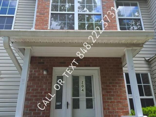 3 Br, 3 bath, Single Family 204 Barclay Court