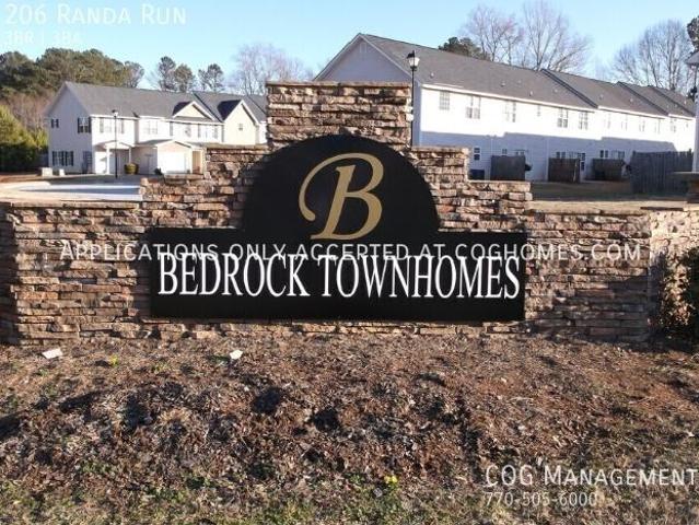 3 Br, 3 bath, Single Family 206 Randa Run
