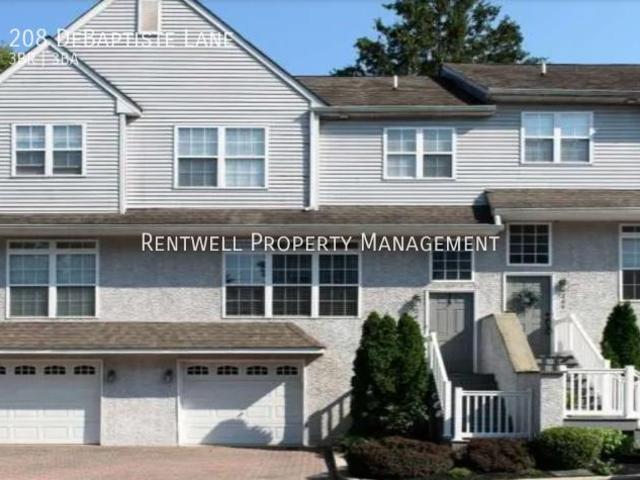 3 Br, 3 bath, Single Family 208 Debaptiste Lane