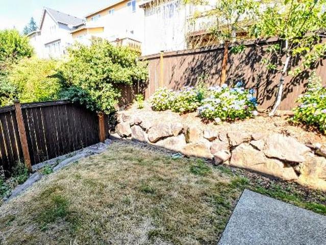 3 Br, 3 bath, Single Family 20933 13th Pl W