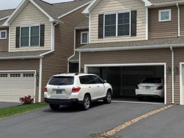 3 Br, 3 bath, Single Family 209 Sage Blvd