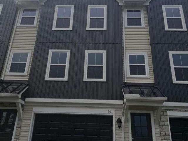 3 Br, 3 bath, Single Family 20 Meredith Way
