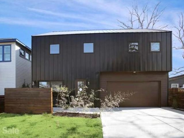 3 Br, 3 bath, Single Family 2108 Roslyn Ave
