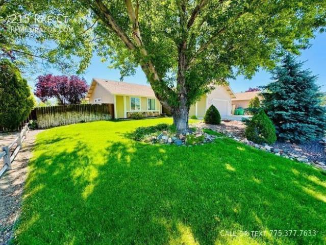 3 Br, 3 bath, Single Family 215 Rae Ct