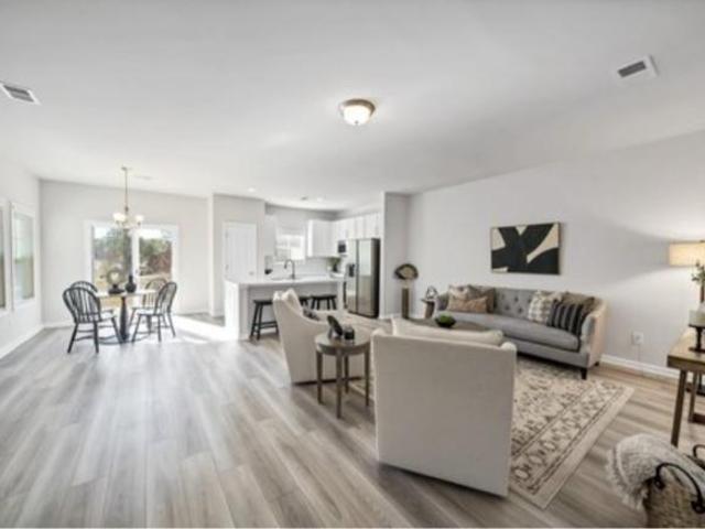 3 Br, 3 bath, Single Family 227 Carillo Drive