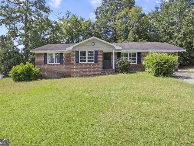 3 Br, 3 bath, Single Family 2260 Arrowwood Drive