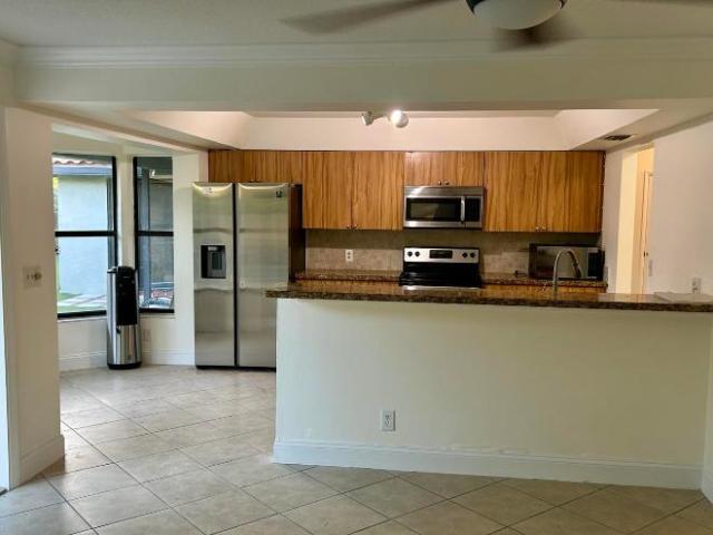 3 Br, 3 bath, Single Family 22822 Pinewood Court