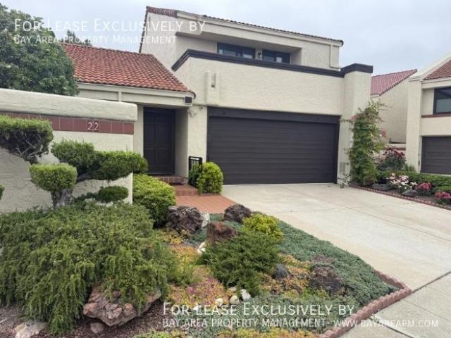 3 Br, 3 bath, Single Family 22 Barcelona Circle