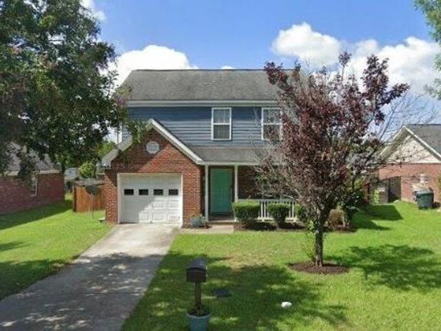 3 Br, 3 bath, Single Family 22 Guernsey Dr