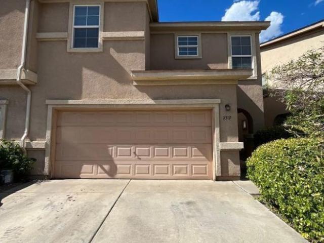 3 Br, 3 bath, Single Family 2319 Academic Pl Se