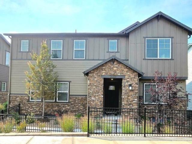3 Br, 3 bath, Single Family 23731 E 40th Avenue