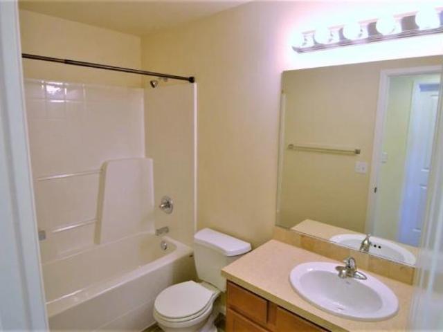 3 Br, 3 bath, Single Family 3407 S 296th Pl