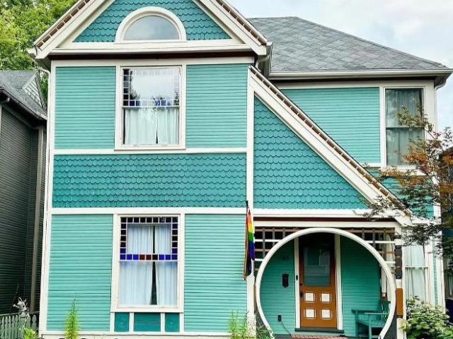 3 Br, 3 bath, Single Family 35 W Mcpherson St