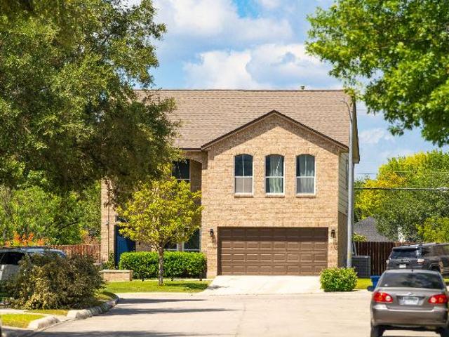 3 Br, 3 bath, Single Family 3603 Blairstone
