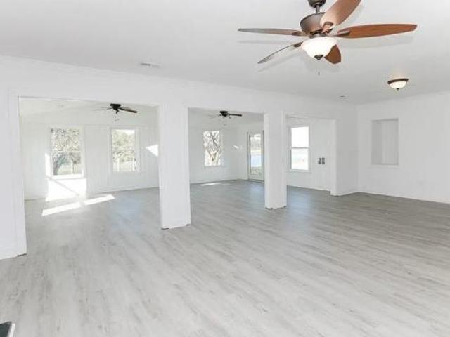3 Br, 3 bath, Single Family 36 Adriatic Dr