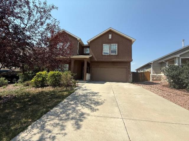 3 Br, 3 bath, Single Family 3713 Reindeer Cir