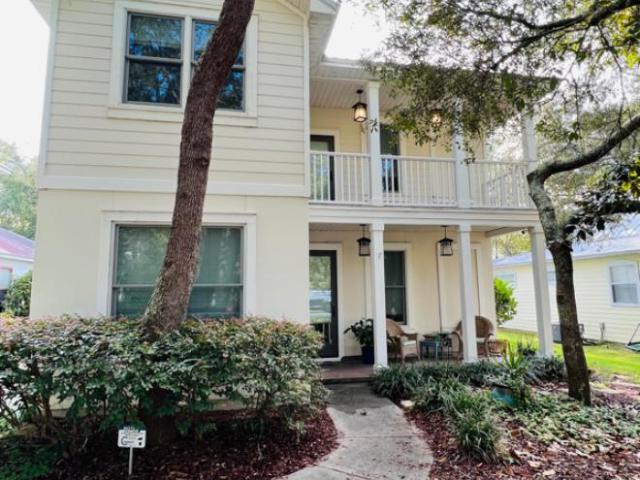 3 Br, 3 bath, Single Family 380 Clareon Drive