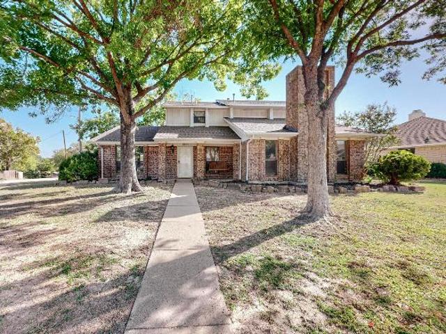 3 Br, 3 bath, Single Family 3817 Purcell Dr