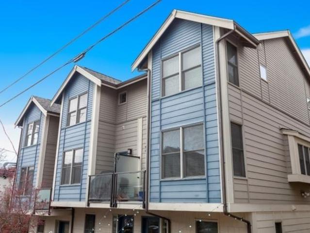 3 Br, 3 bath, Single Family 3819 S Angeline St