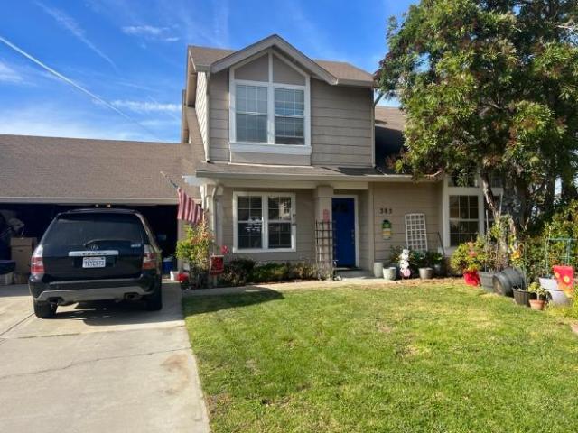 3 Br, 3 bath, Single Family 385 Redwood Heights Court