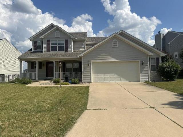 3 Br, 3 bath, Single Family 3921 Trailway Drive