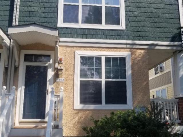 3 Br, 3 bath, Single Family 3003 W 11th St