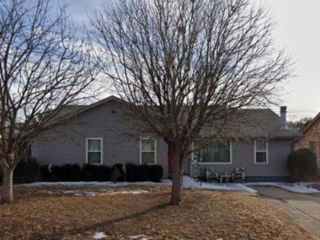 3 Br, 3 bath, Single Family 3025 Abbott Avenue