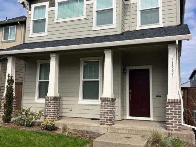 3 Br, 3 bath, Single Family 31331 NW Brookings Street