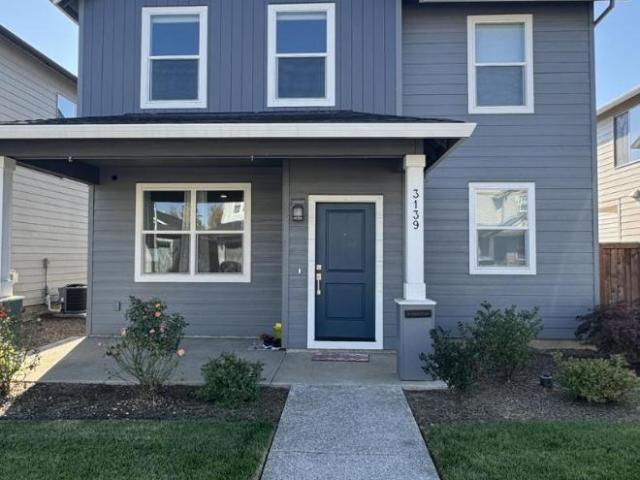 3 Br, 3 bath, Single Family 3139 S Jasper Drive