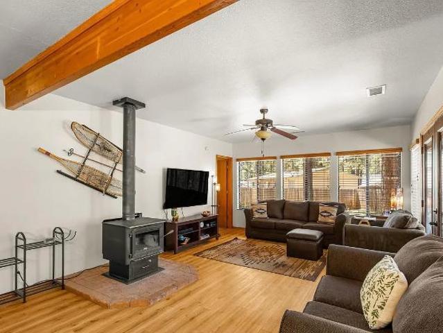 3 Br, 3 bath, Single Family 3155 Toho Trl